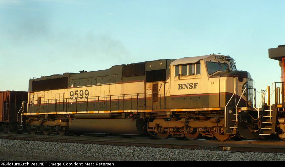 BNSF 9599